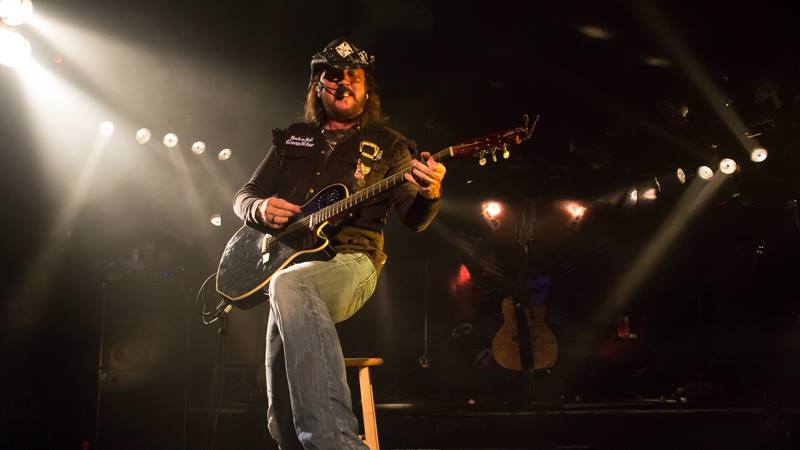 Ron Keel Acoustic Solo Show – http://hardrockhaven.net/online